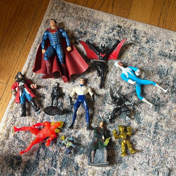 Disney | Toys | Lot Of Vintage 9s Early 2000s Disneymarveletc Action ...
